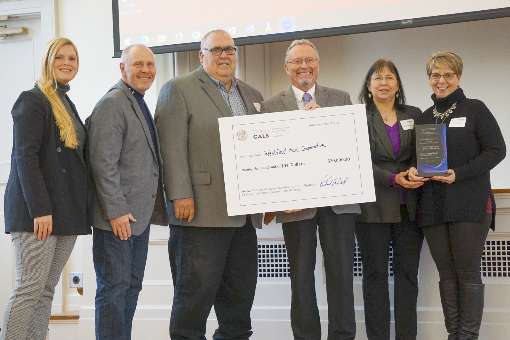 Portland grape cooperative wins state award | News, Sports, Jobs ...